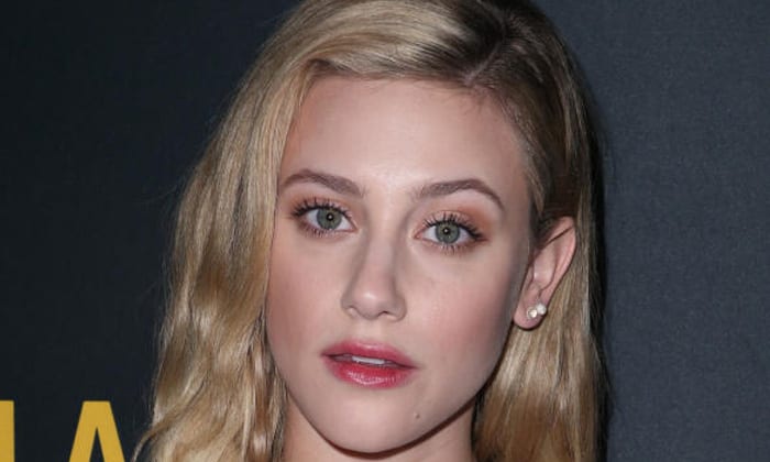 Riverdale - Lili Reinhart è stufa di essere chiamata "la